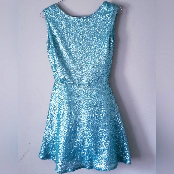Tobi | Dresses | Tobi Turquoise Blue Sequin Fitfare Vback Tulle Skirt ...
